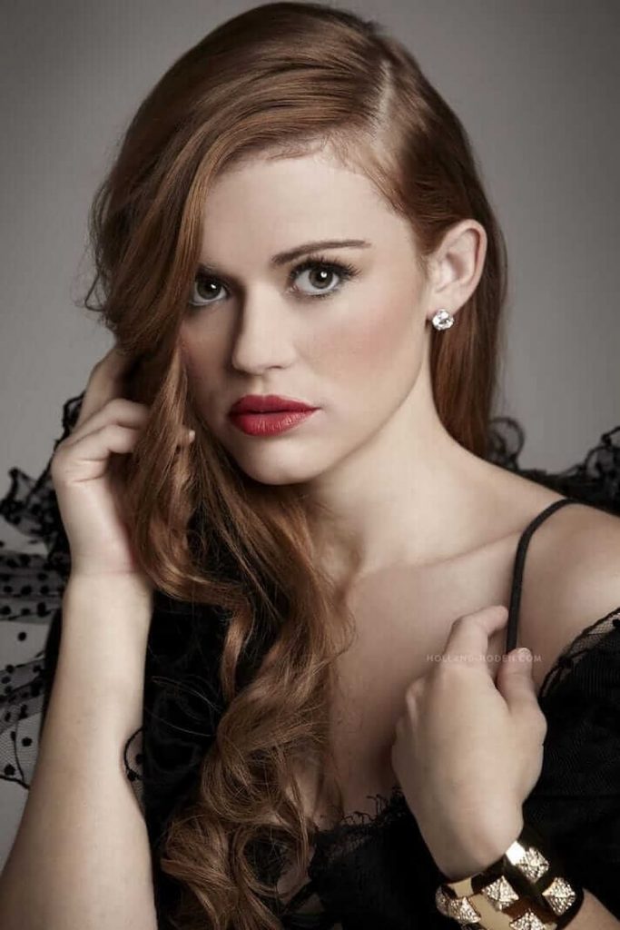 Holland Roden Measurements, Height, Weight, Age - UberGossip